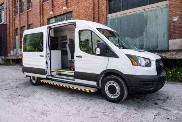 Mobile Clinic Equipment List: What Can Be Installed in a Mobile Clinic ...